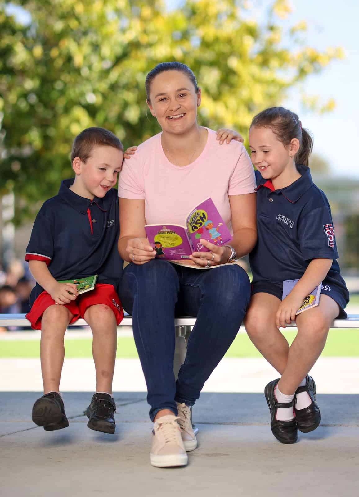 Ash Barty reads to students for Festival of Learning - The Greater ...