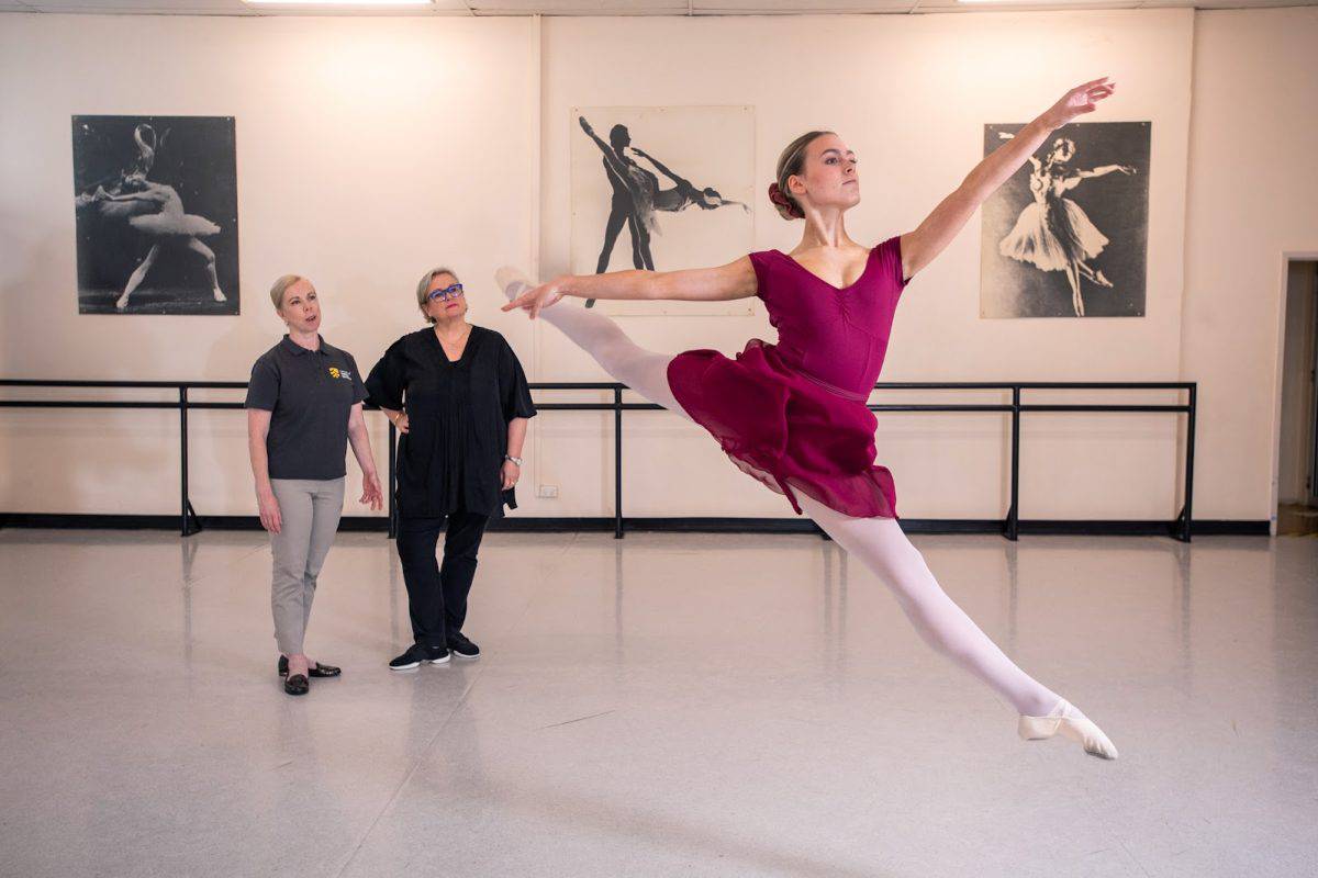 Study puts spotlight on dancer health - The Greater Springfield Times